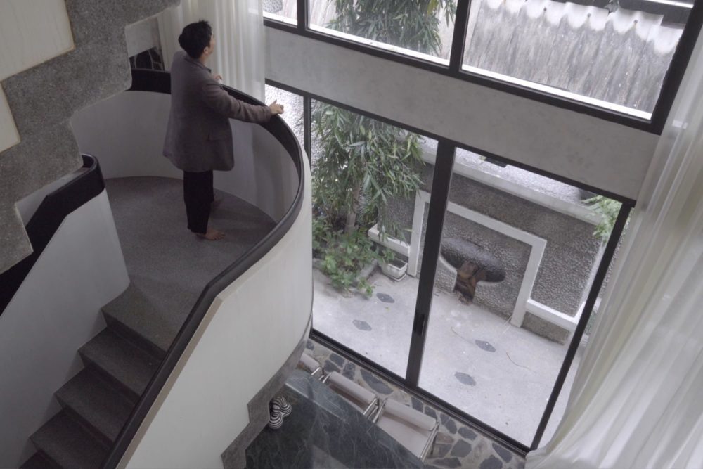 Monsoon House: บ้านในม่านฝน